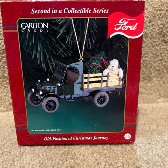 Carlton Cards | Holiday | Carlton Cards Heirloom 200 Collection Ford ...